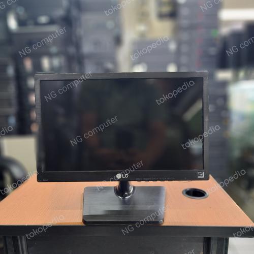 Jual MONITOR MEREK LG 16 INCH LED WIDE BERGARANSI - Jakarta Pusat - NG ...