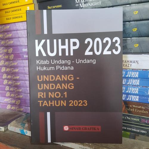 Jual KUHP 2023 kitab undang undang hukum pidana RI NO.1 tahun 2023 - Kota Surabaya - kios buku ...