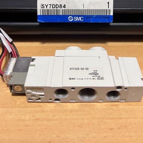 Jual Solenoid Valve SMC SY7120-5G-02 Port 1/4 inch 5/2 way Volt 24DC ...