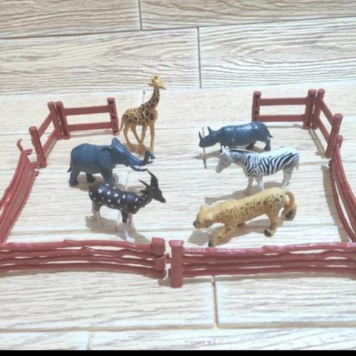 Jual Mainan binatang set animal world Taman Safari Zoo wild animal ...