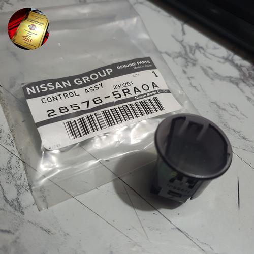 Jual Juke F15 Serena C26 sensor sunload ac dashboard Nissan original ...