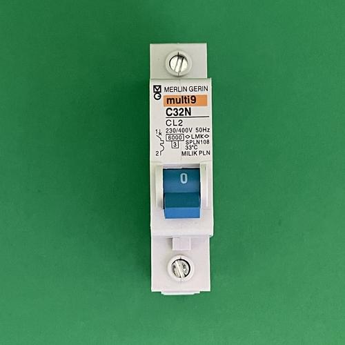 Jual MCB Merlin Gerin Biru 2A MG Multi9 2 Ampere CL2 - Kota Bandar Lampung - Berkat Listrik ...