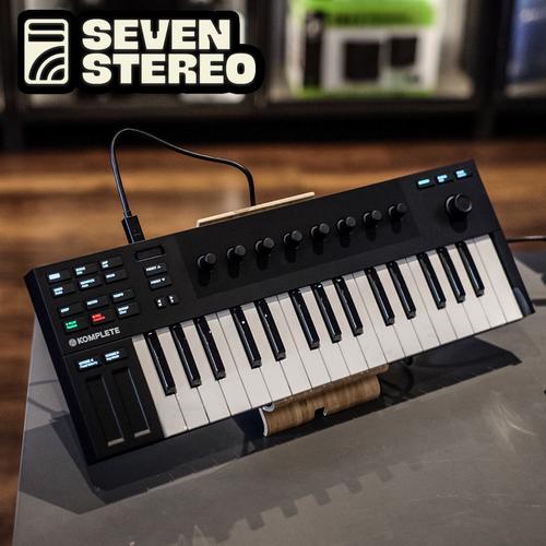 Jual Native Instrument Komplete Kontrol M32 Keyboard Controller - Kota Bandung - Seven Stereo ...