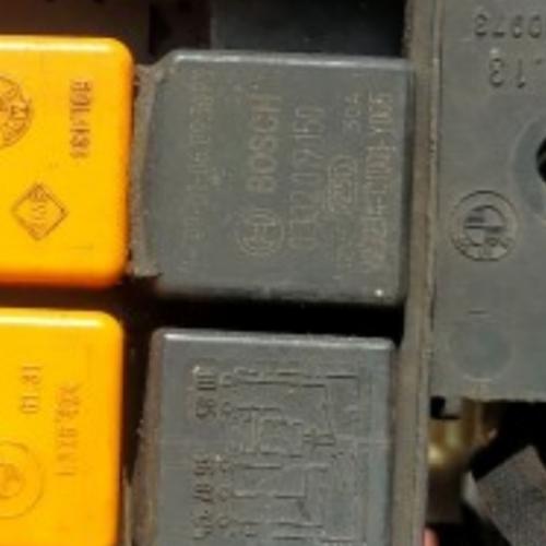 Jual BMW E30 M40 Fog Lamp Relay Copotan Harga Satuan - Jakarta Timur ...
