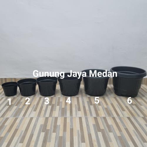 Jual Pot Bunga Plastik Hitam Anti Pecah Lengkap Ukuran Tahan Jemur ...