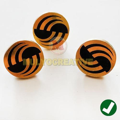 Jual Pin Logo Airbus Model Bulat Lencana Airbus Atribut Pilot Murah ...