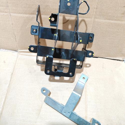 Jual Dudukan Tempat Adaptor Accu Aki Set Bracket Suzuki Address ORI ...