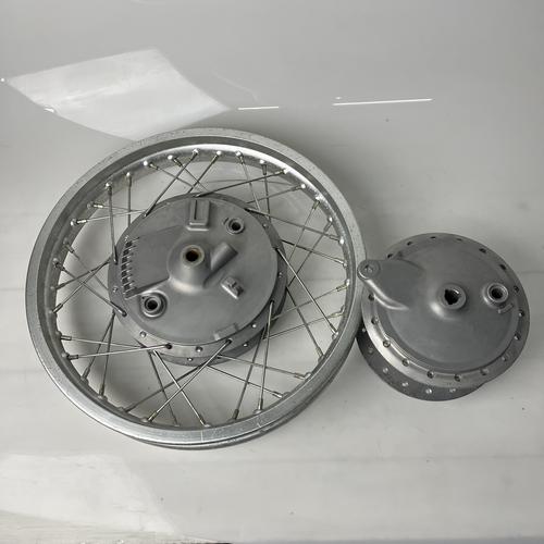 Jual Wheelset tromol belakang dan velg depan Original Yamaha Sr400 ...