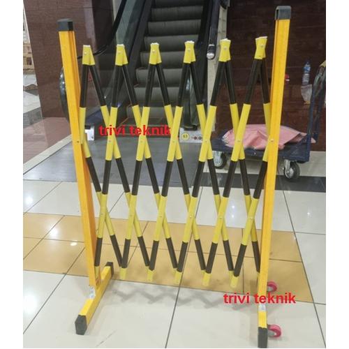 Jual safety gate expandable barrier board,palang pagar lipat Pembatas ...