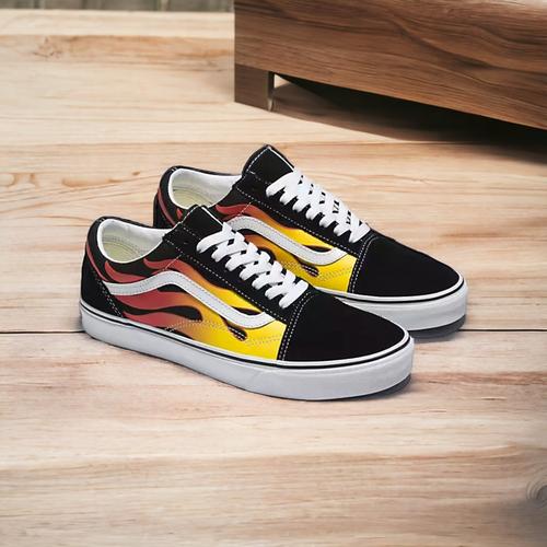Jual Sepatu Vans Old Skool Flame Black True White Original - Hitam, 42 ...