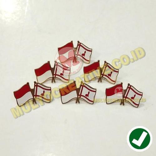 Jual Pin Bendera Persahabatan Logo Negara Indonesia Dan Pramuka - Kota ...