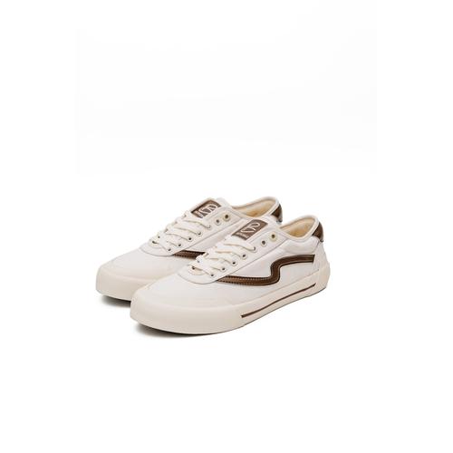 Jual Patrobas New Ivan Vintage Brown Sneakers - 35 - Kota Tangerang ...