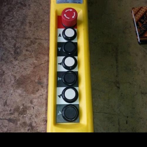 Jual XACA6913 (8 tombol) (6 arah double speed + Emergency), HOIST / PENDANT, SCHNEIDER - Jakarta ...