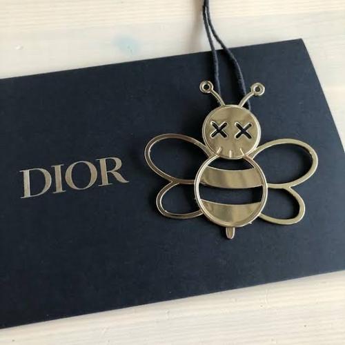 Jual Dior x KAWS Bee Pendant - Neighborhood BAPE Undercover Supreme ...