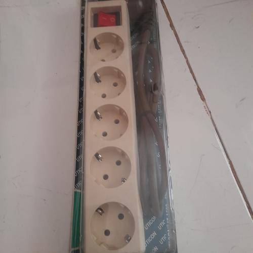 Jual stop kontak merek uticon kabel 1,5 meter lubang 5 - Jakarta Timur ...