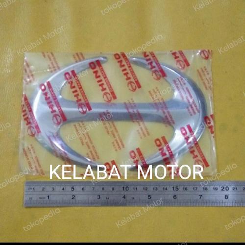 Jual emblem/logo depan Hino Dutro - Jakarta Utara - Kelabat Motor ...