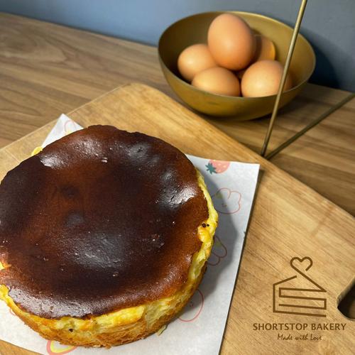 Jual Original Basque Cheesecake / Burnt Cheesecake - Jakarta Pusat ...