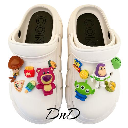 Jual Set Pin Jibbitz Charm Aksesoris Sandal Sepatu Crocs - WOODY - Kota ...