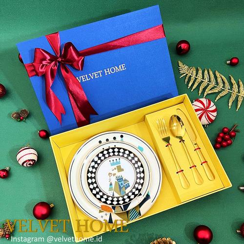 Jual Hampers piring sendok set gift parcel natal lebaran imlek keramik ...