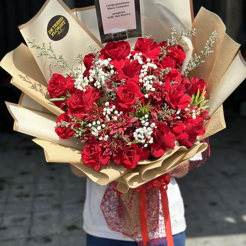 Jual rangkaian bunga segar sesuai gambar thema merah florist bali ...