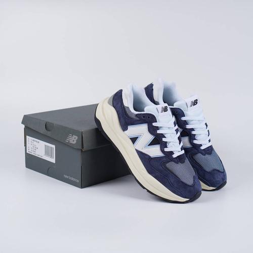 Jual SEPATU NB NEW BALANCE 5740 NAVY WHITE - 42 - Jakarta Selatan ...