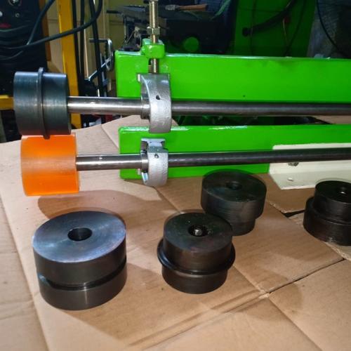 Jual Bead Roller Aa 1.25inch Plat untuk Membuat Profil Plat Besi ...