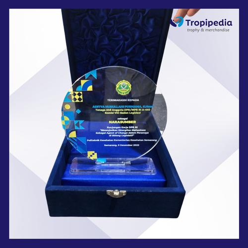 Jual Plakat Akrilik Custom Nama Logo Gambar Print Dudukan Datar - Bulat ...
