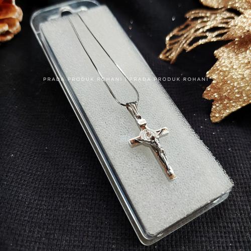 Promo Liontin Salib Santo Benediktus Titanium Silver/Kalung Rohani ...