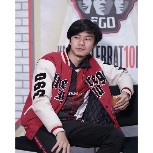 Promo JAKET VARSITY ALTER EGO CLASS OF 22 - Merah, XL - Kab. Blitar ...