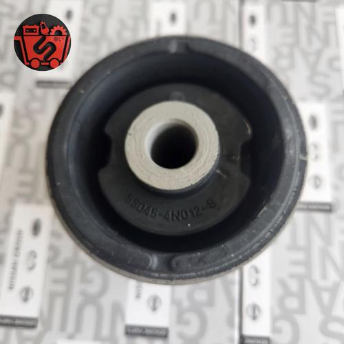 Jual Bushing arm beam belakang serena c24 55045-4N012 made in thailand ...