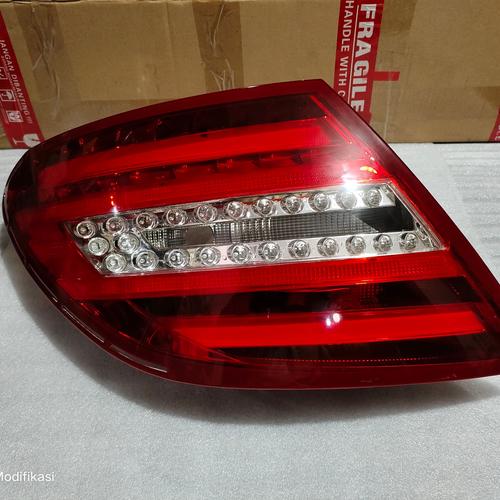 Jual lampu belakang stoplamp mercy C250 KW - Kota Depok - F.M Auto ...