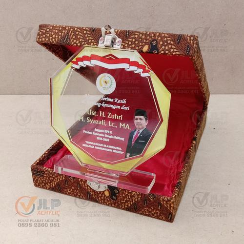 Jual PLAKAT, PLAKAT AKRILIK, PLAKAT ACRYLIC, PLAKAT CUSTOM + BOX 20X15 ...