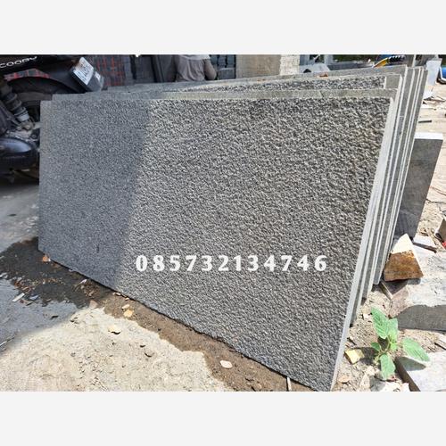 Jual Andesit Hitam Bush Hummer 60x120cm - Kab. Tulungagung - Batu Alam ...