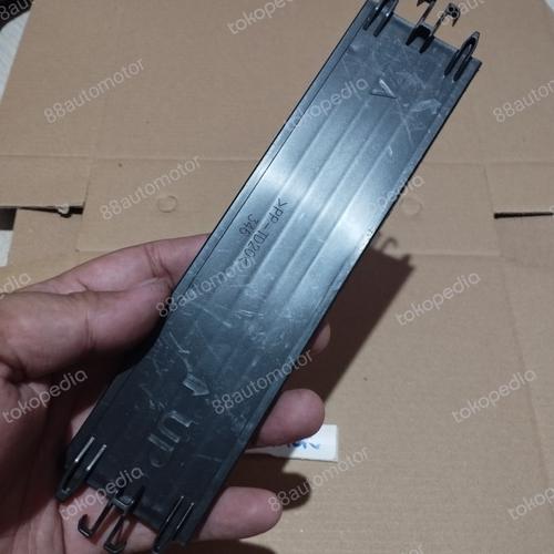 Jual TUTUP FILTER AC TOYOTA RAIZE DAIHATSU ROCKY ORIGINAL TUTUP RAIZE ...
