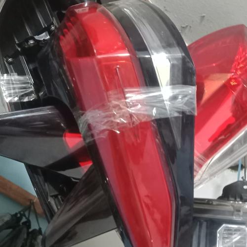Jual lampu stOp lamp belakang Innova zenix 2022-2023 - Kota Bekasi - RR ...