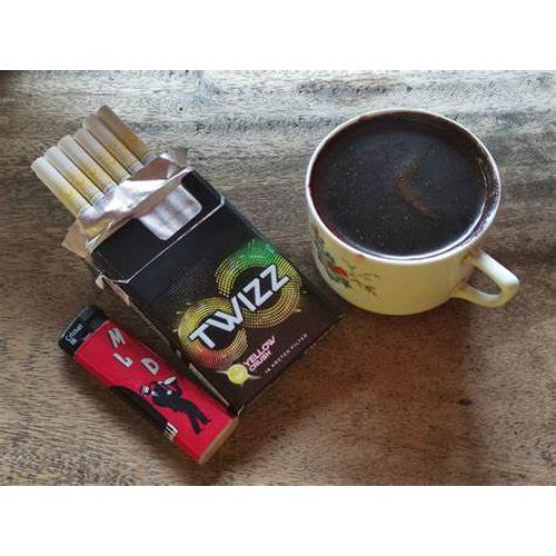 Jual Rokok Twizz Yellow Crush 1 slop 10 bungkus - Jakarta Selatan ...