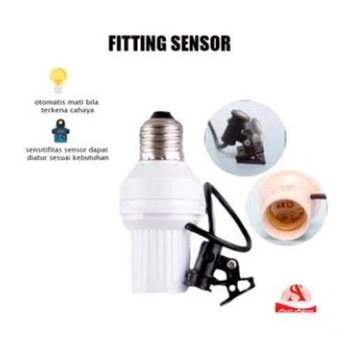 Jual Fitting Lampu E27 Sensor Cahaya Otomatis Menyala Saat Gelap Dan ...
