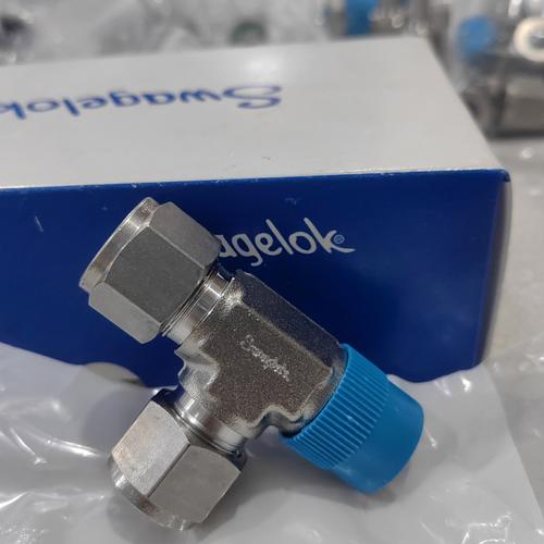 Jual Male Run Tee 1/2" OD x 1/2" MNPT SS316 Swagelok SS-810-3-8TMT ...