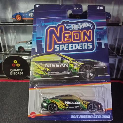 Jual Hot Wheels Neon Speeders 2015 Nissan GTR R35 Hitam Metalik - Kab ...
