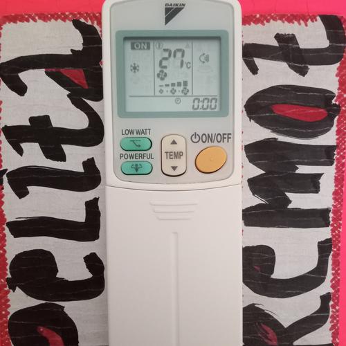 Jual Remote Remot AC Daikin inverter low Watt original terlengkap ...