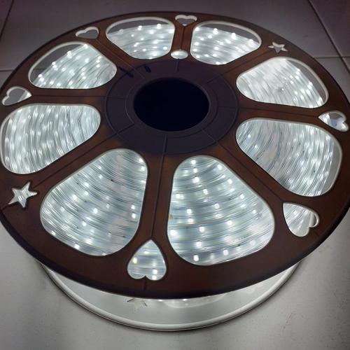 Promo Led Strip Jepit Selang AC 220V Indoor Outdoor 2835 Meteran Myvo ...