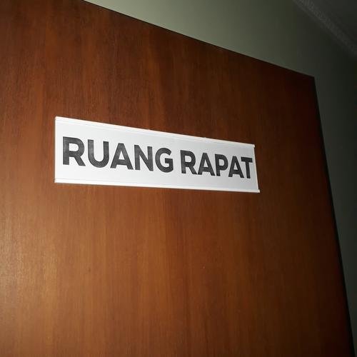 Jual Papan Nama Pintu Custom Name Plate Acylic Display Dinding akrilik ...