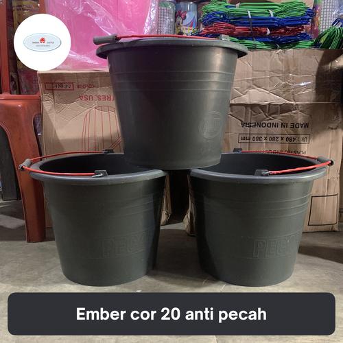 Jual ember cor 20 hitam / ember cor plastik tebal / ember semen ...