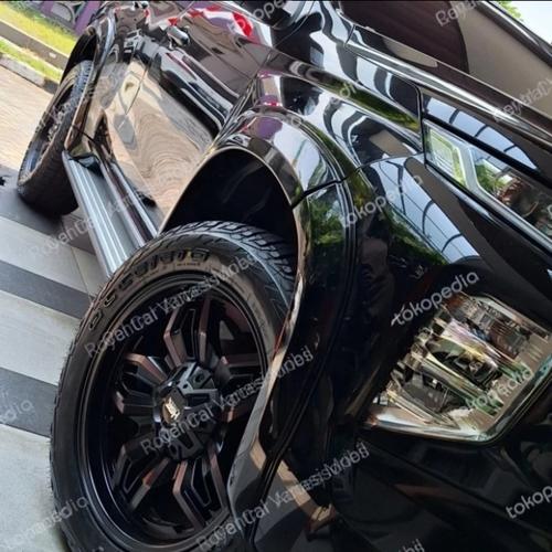 Jual Over Fender Pajero Facelitf 2021 2022 2023 - Hitam - Putih ...