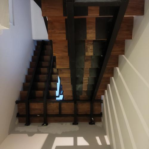 Jual Tangga besi, Tangga industrial besi dan kayu - Kota Depok ...