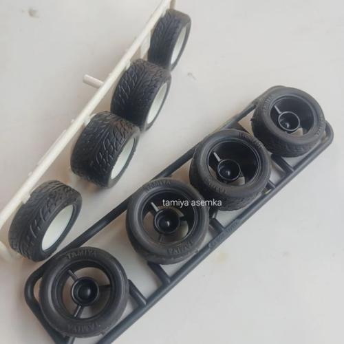 Jual TAMIYA BAN SMALL ORIGINAL LOSSE KIT - HITAM-KARBON - Jakarta Barat ...