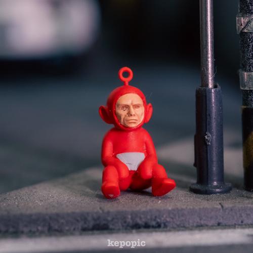 Jual Figure teletubbies dark 4 skala 1/64 custom miniature KS192 ...
