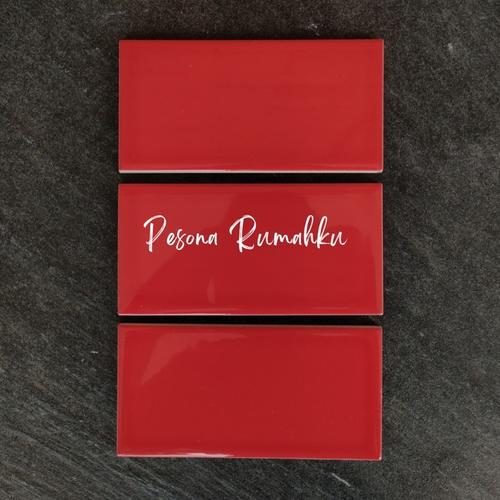 Jual Keramik Dinding Hias Merah - Venus Takko Red Glossy No Bevel 7 ...