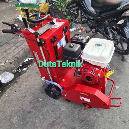 Jual Mesin potong aspal tiger beton jalan honda gx 270 concrete mata 16 ...