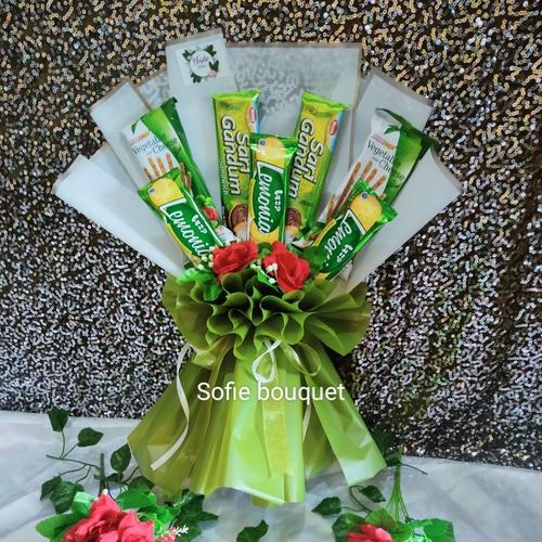 Jual buket snack,buket ulang tahun buket wisuda - Kab. Bogor - sofie ...